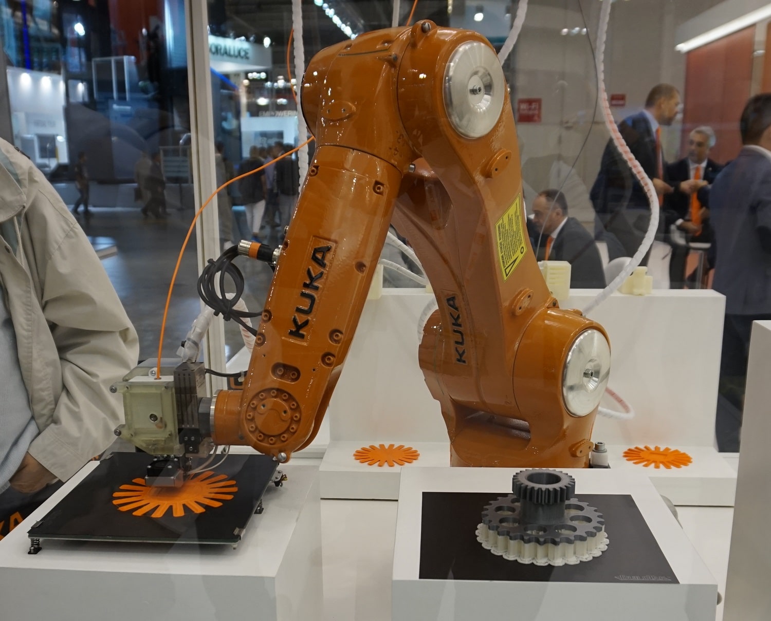 Quarta generazione per il cobot Kuka - Innovation Post